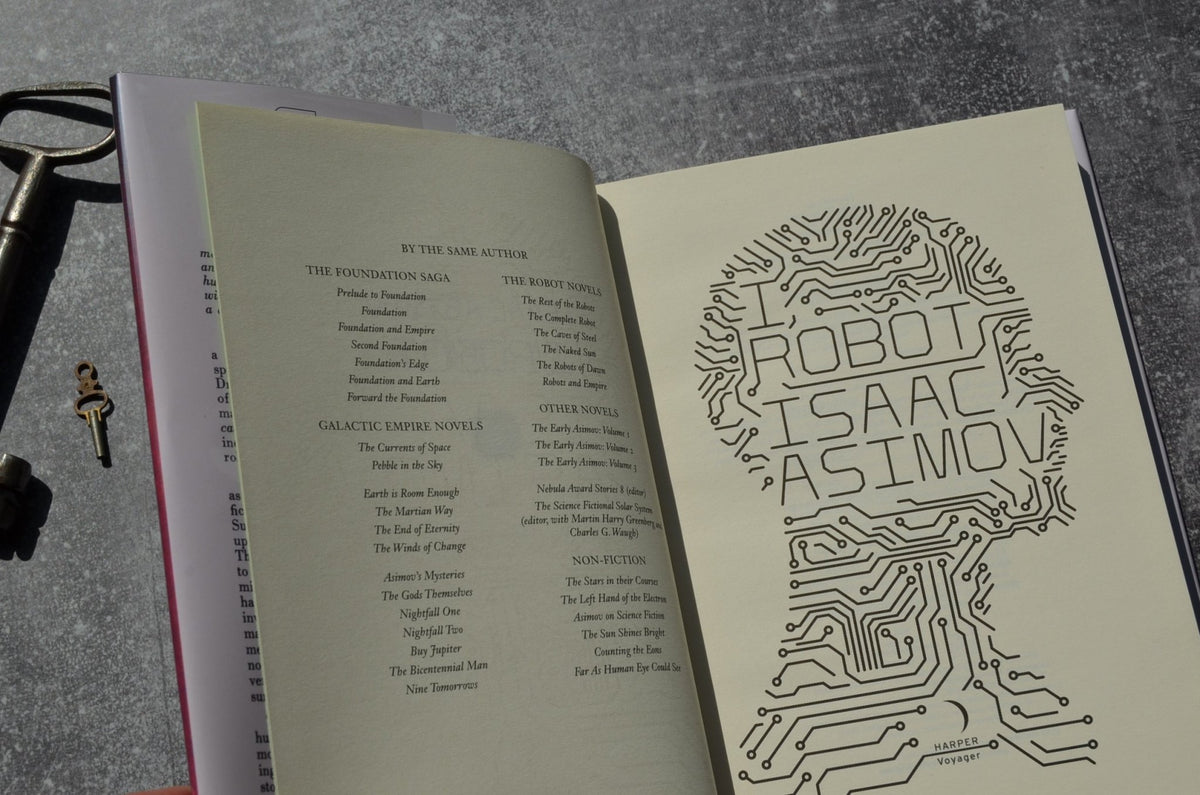New Edition of I, Robot by Isaac Asimov in a Facsimile First Edition D ...
